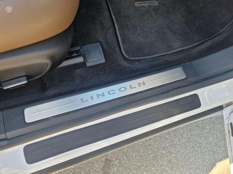 Balts Lincoln MKZ 2016 Kauņa, ar dzinēja tilpumu 3.73 L un nobraukumu 73 tūkst. km par 7490 €, foto 24 vietnē AUTOMOTO.COM.LV