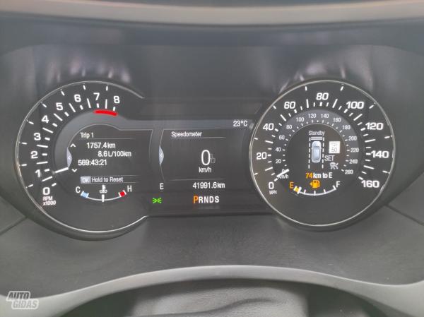 Balts Lincoln MKZ 2019 Viļņa, ar dzinēja tilpumu 2.00 L un nobraukumu 45 tūkst. km par 17950 €, foto 7 vietnē AUTOMOTO.COM.LV