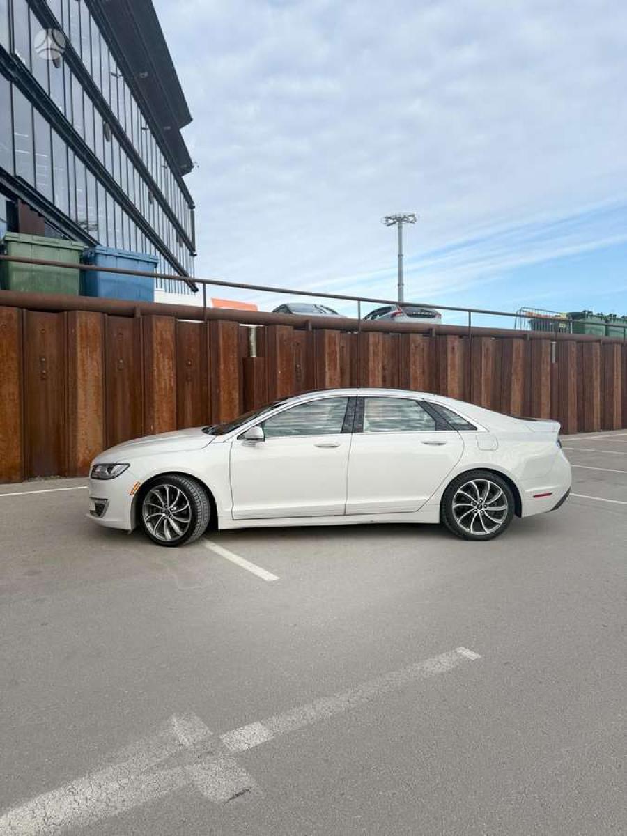 Balts Lincoln MKZ 2019 Kauņa, ar dzinēja tilpumu 2.00 L un nobraukumu 74 tūkst. km par 15000 €, foto 4 vietnē AUTOMOTO.COM.LV