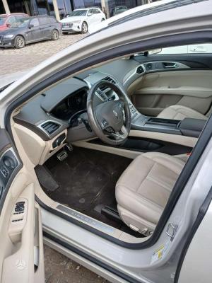 Balts Lincoln MKZ 2019 Kauņa, ar dzinēja tilpumu 2.00 L un nobraukumu 74 tūkst. km par 15000 €, foto 6 vietnē AUTOMOTO.COM.LV