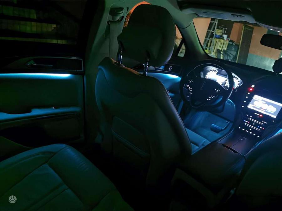 Yellow Lincoln MKZ 2015 in Alytus, with an engine capacity of 2.00 L and mileage of 109 thousand km for 7749 €, photo 22 on AUTOMOTO.COM.LV