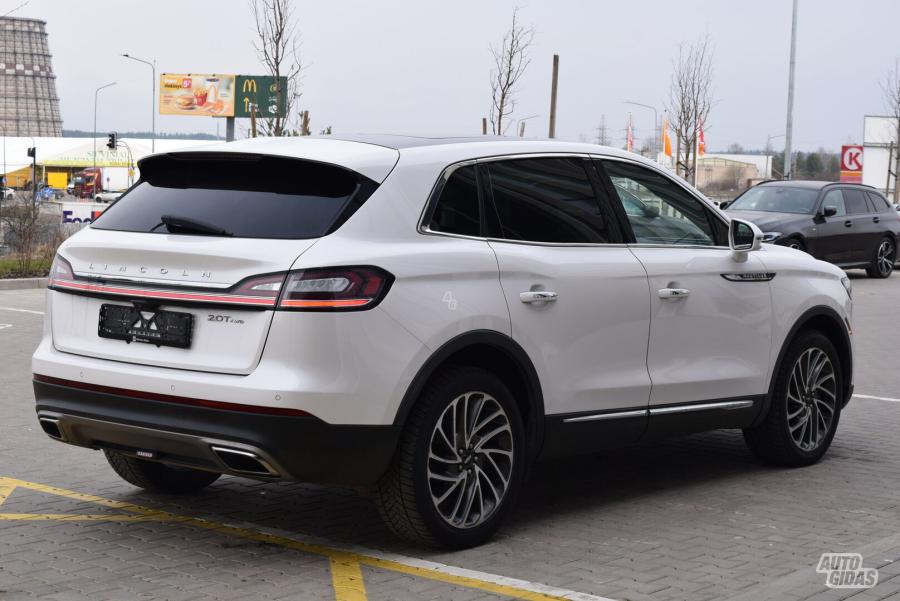 White Lincoln Nautilus 2019 in Vilnius, with an engine capacity of 2.00 L and mileage of 170 thousand km for 22950 €, photo 5 on AUTOMOTO.COM.LV