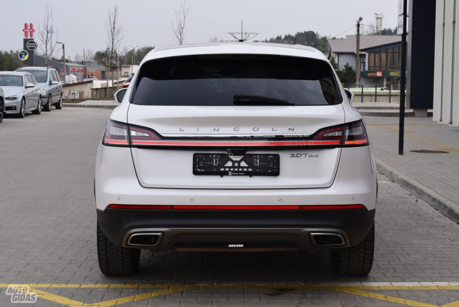 White Lincoln Nautilus 2019 in Vilnius, with an engine capacity of 2.00 L and mileage of 170 thousand km for 22950 €, photo 6 on AUTOMOTO.COM.LV