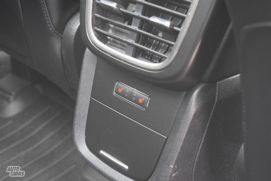 White Lincoln Nautilus 2019 in Vilnius, with an engine capacity of 2.00 L and mileage of 170 thousand km for 22950 €, photo 16 on AUTOMOTO.COM.LV