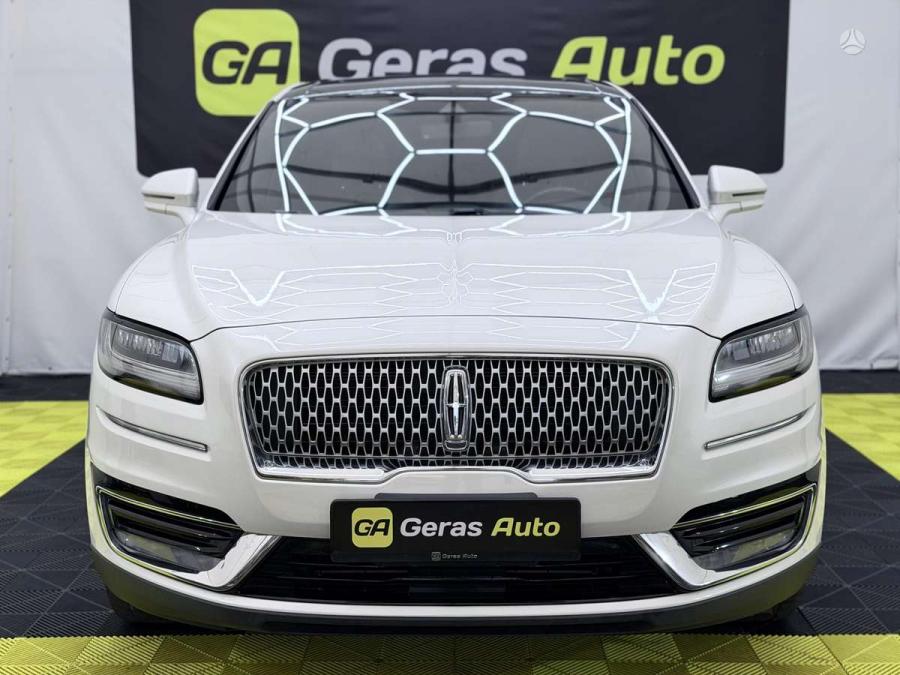 White Lincoln Nautilus 2019 in Vilnius, with an engine capacity of 2.00 L and mileage of 170 thousand km for 23990 €, photo 3 on AUTOMOTO.COM.LV