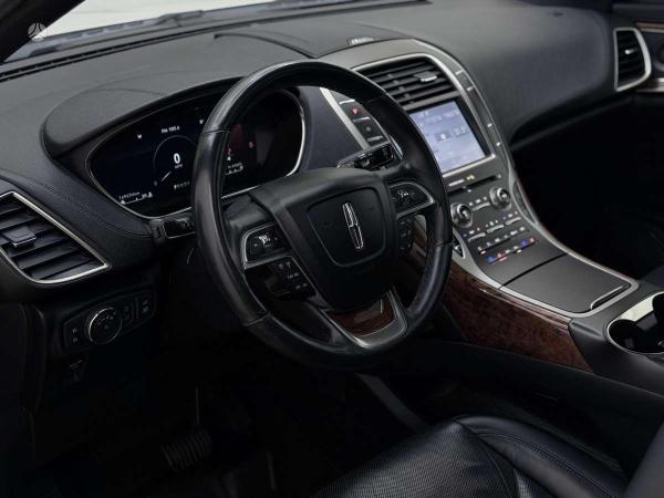 Lincoln Nautilus 2019 in Vilnius on AUTOMOTO.COM.LV White Lincoln Nautilus 2019 in Vilnius, with an engine capacity of 2.00 L and mileage of 170 thousand km for 23990 €, photo 10 on AUTOMOTO.COM.LV