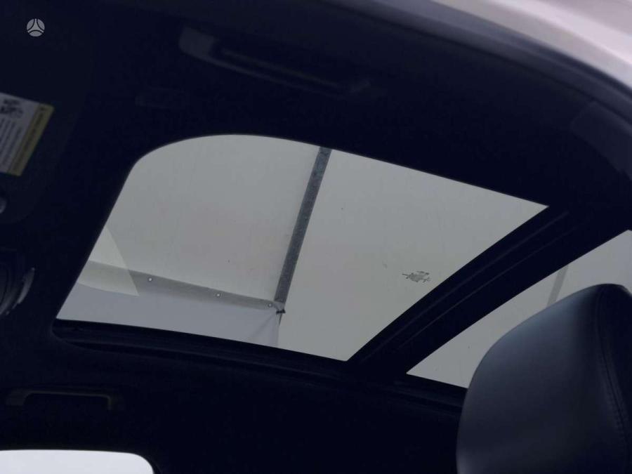 White Lincoln Nautilus 2019 in Vilnius, with an engine capacity of 2.00 L and mileage of 170 thousand km for 23990 €, photo 26 on AUTOMOTO.COM.LV