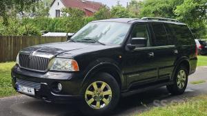 Melns Lincoln Navigator 2003 Rīga, ar dzinēja tilpumu 5.30 L un nobraukumu 0 tūkst. km par 11000 €, foto 6 vietnē AUTOMOTO.COM.LV