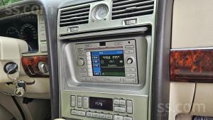 Черный Линкольн Навигатор 2003 в Рига, объемом двигателя 5.50 л и пробегом 228 тыс. км за 11000 €, фото 14 на AUTOMOTO.COM.LV
