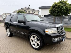 Melns Lincoln Navigator 2013 Rīga, ar dzinēja tilpumu 5.30 L un nobraukumu 175 tūkst. km par 12900 €, foto 7 vietnē AUTOMOTO.COM.LV