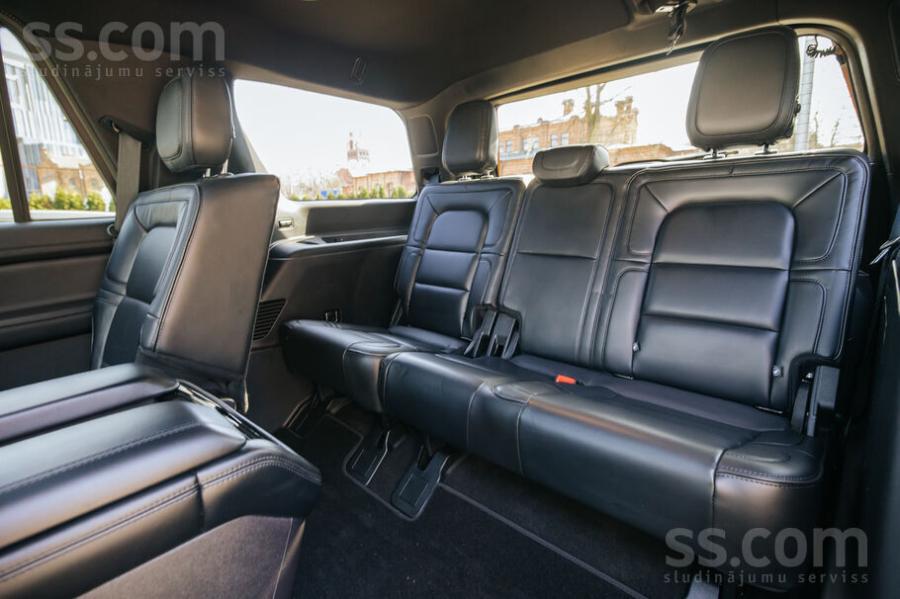 Zils Lincoln Navigator 2019 Rīga, ar dzinēja tilpumu 3.50 L un nobraukumu 155 tūkst. km par 42500 €, foto 12 vietnē AUTOMOTO.COM.LV
