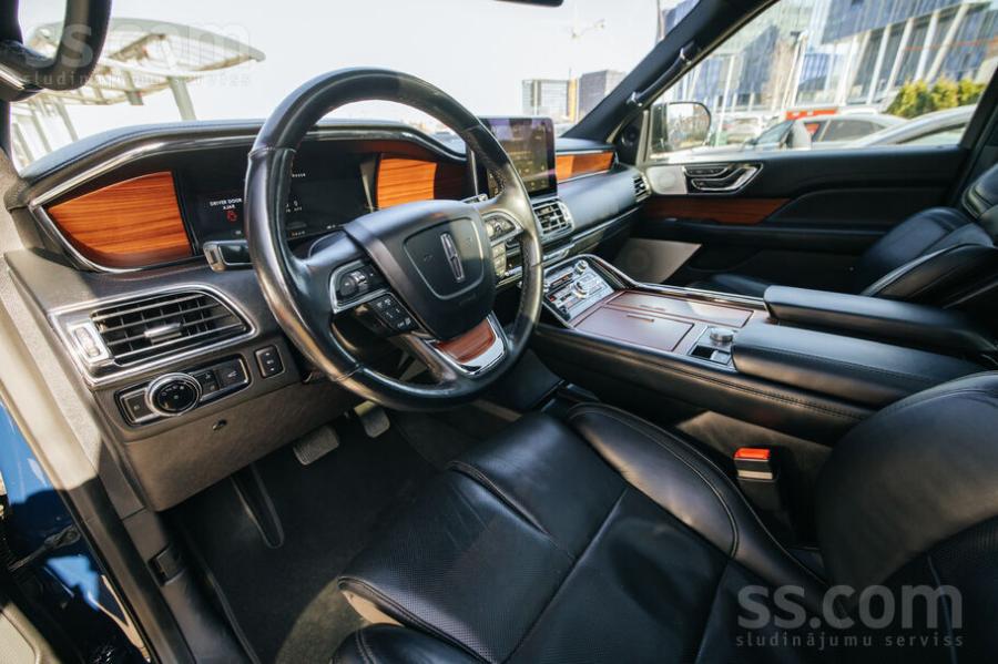 Zils Lincoln Navigator 2019 Rīga, ar dzinēja tilpumu 3.50 L un nobraukumu 155 tūkst. km par 42500 €, foto 19 vietnē AUTOMOTO.COM.LV