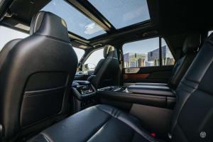 Zils Lincoln Navigator 2019 Rīga, ar dzinēja tilpumu 3.50 L un nobraukumu 155 tūkst. km par 39500 €, foto 19 vietnē AUTOMOTO.COM.LV