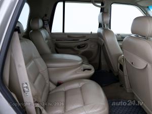 Lincoln Navigator 2000 in Tallinn, with an engine capacity of 5.40 L and mileage of 194 thousand km for 2499 €, photo 8 on AUTOMOTO.COM.LV