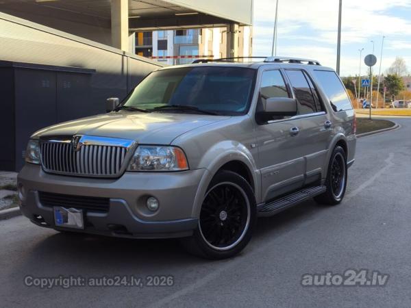 Lincoln Navigator 2004 Tallina, ar dzinēja tilpumu 5.40 L un nobraukumu 250 tūkst. km par 2999 €, foto 2 vietnē AUTOMOTO.COM.LV