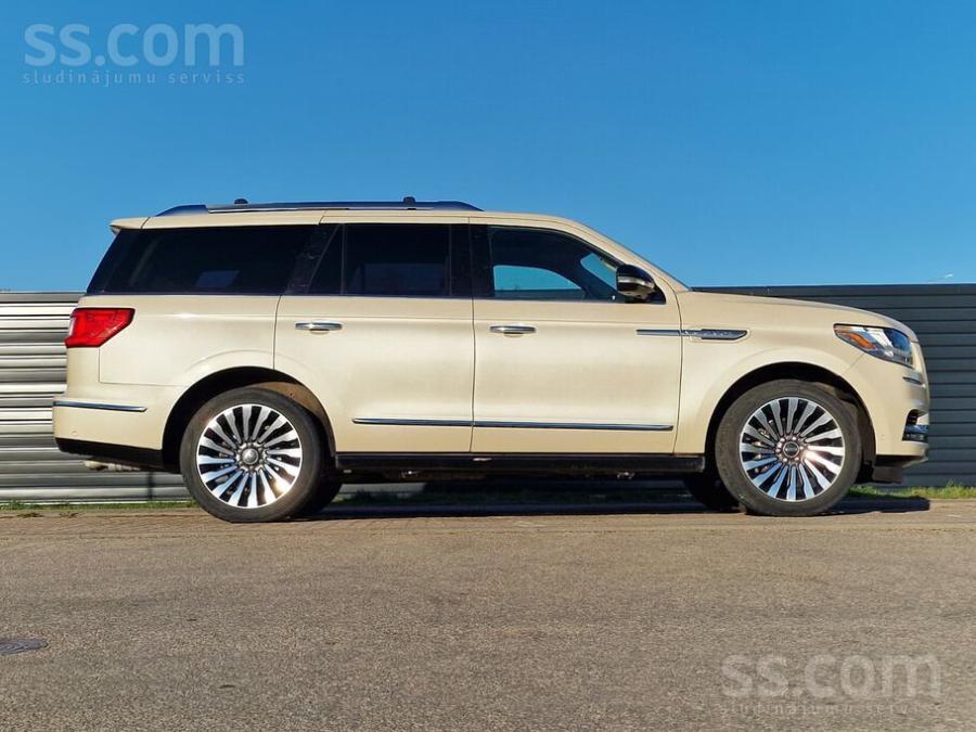 Lincoln Navigator 2018 Rīga, ar dzinēja tilpumu 3.50 L un nobraukumu 230 tūkst. km par 32500 €, foto 1 vietnē AUTOMOTO.COM.LV