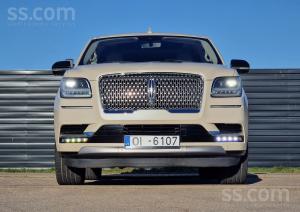 Lincoln Navigator 2018 Rīga, ar dzinēja tilpumu 3.50 L un nobraukumu 230 tūkst. km par 32500 €, foto 8 vietnē AUTOMOTO.COM.LV
