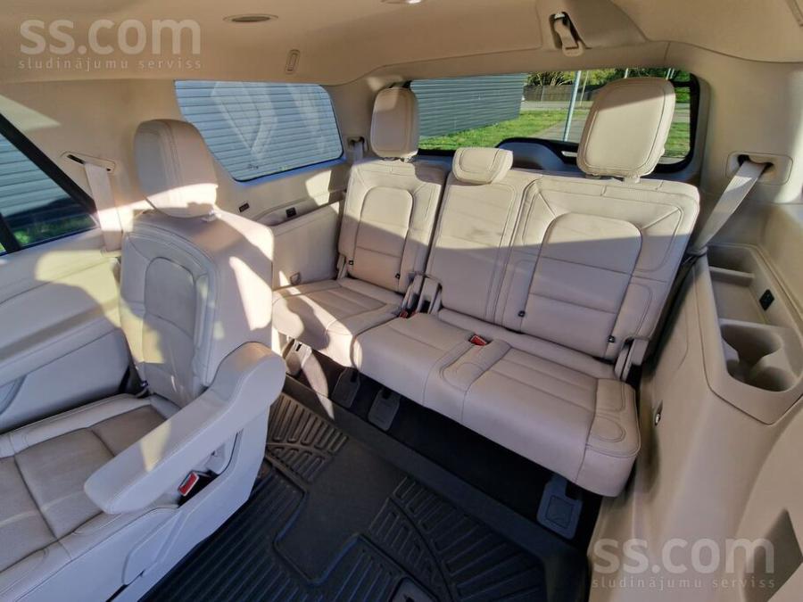 Lincoln Navigator 2018 Rīga, ar dzinēja tilpumu 3.50 L un nobraukumu 230 tūkst. km par 32500 €, foto 17 vietnē AUTOMOTO.COM.LV