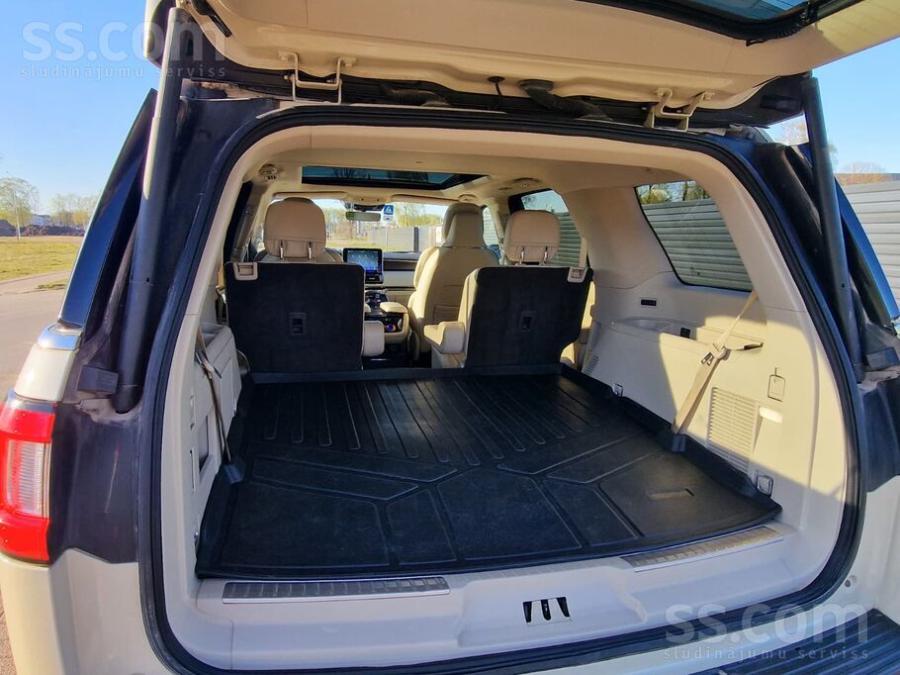 Lincoln Navigator 2018 Rīga, ar dzinēja tilpumu 3.50 L un nobraukumu 230 tūkst. km par 32500 €, foto 22 vietnē AUTOMOTO.COM.LV