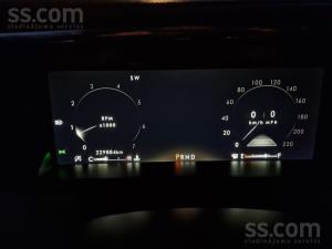 Lincoln Navigator 2018 Rīga, ar dzinēja tilpumu 3.50 L un nobraukumu 230 tūkst. km par 32500 €, foto 35 vietnē AUTOMOTO.COM.LV
