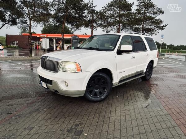 Balts Lincoln Navigator 2005 Klaipėda, ar dzinēja tilpumu 5.40 L un nobraukumu 270 tūkst. km par 4900 €, foto 6 vietnē AUTOMOTO.COM.LV