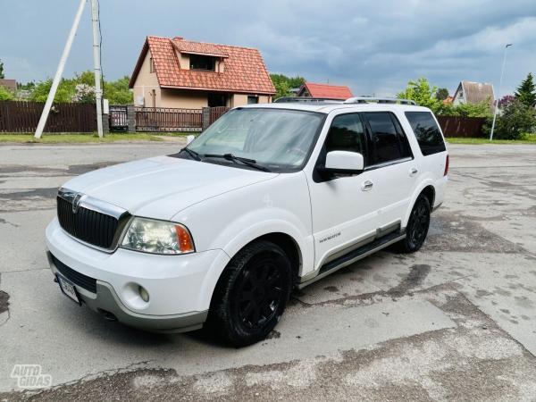 Balts Lincoln Navigator 2005 Klaipėda, ar dzinēja tilpumu 5.40 L un nobraukumu 270 tūkst. km par 4900 €, foto 8 vietnē AUTOMOTO.COM.LV