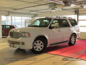 Balts Lincoln Navigator 2006 Tallina, ar dzinēja tilpumu 5.40 L un nobraukumu 192 tūkst. km par 5900 €, foto 3 vietnē AUTOMOTO.COM.LV