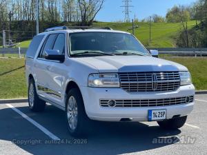 Balts Lincoln Navigator 2012 Tallina, ar dzinēja tilpumu 5.40 L un nobraukumu 0 tūkst. km par 12999 €, foto 9 vietnē AUTOMOTO.COM.LV