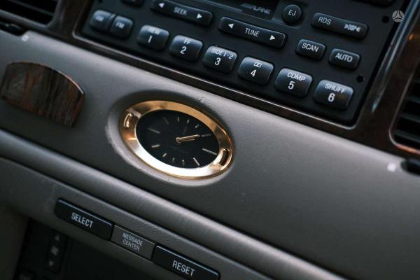 Линкольн Таун Кар 2000 в Вильнюс на AUTOMOTO.COM.LV Черный Линкольн Таун Кар 2000 в Вильнюс, объемом двигателя 4.60 л и пробегом 467 тыс. км за 4490 €, фото 11 на AUTOMOTO.COM.LV