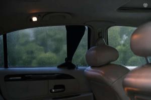 Melns Lincoln town-car 2000 Viļņa, ar dzinēja tilpumu 4.60 L un nobraukumu 467 tūkst. km par 4490 €, foto 13 vietnē AUTOMOTO.COM.LV