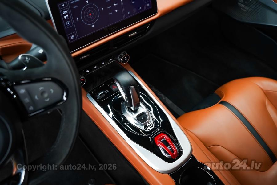 Желтый Лотус Emira 2023 в Таллин, объемом двигателя 3.50 л и пробегом 16 тыс. км за 117900 €, фото 9 на AUTOMOTO.COM.LV