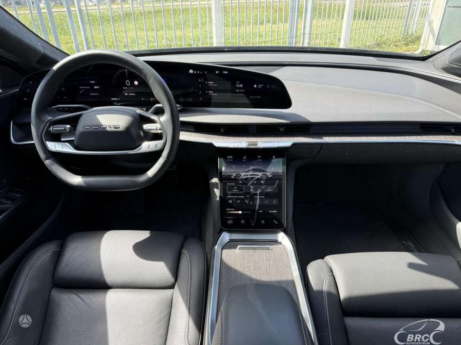 Серый Lucid Air 2025 в Клайпеда, объемом двигателя 0.00 л и пробегом 10 тыс. км за 70900 €, фото 5 на AUTOMOTO.COM.LV