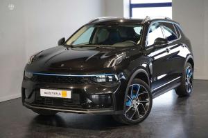 Melns Lynk & Co 01 2021 Viļņa, ar dzinēja tilpumu 1.48 L un nobraukumu 97 tūkst. km par 19500 €, foto  vietnē AUTOMOTO.COM.LV
