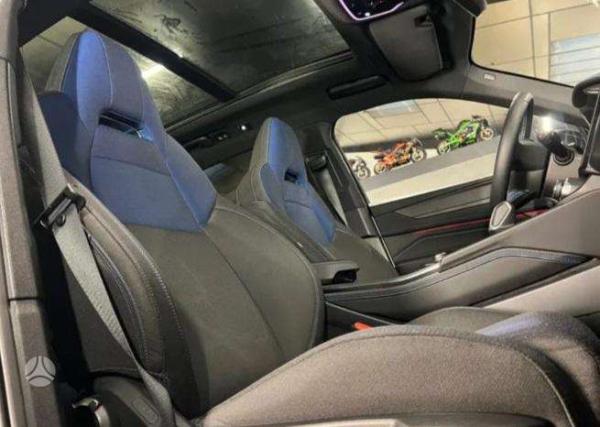 Melns Lynk & Co 01 2023 Tauragė, ar dzinēja tilpumu 1.48 L un nobraukumu 122 tūkst. km par 17000 €, foto 11 vietnē AUTOMOTO.COM.LV