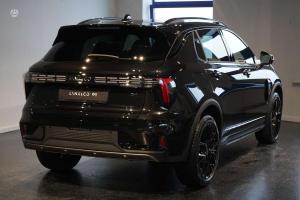 Black Lynk & Co 01 2026 in Vilnius, with an engine capacity of 1.50 L and mileage of 10 thousand km for 33200 €, photo 4 on AUTOMOTO.COM.LV
