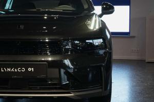 Black Lynk & Co 01 2026 in Vilnius, with an engine capacity of 1.50 L and mileage of 10 thousand km for 33200 €, photo 6 on AUTOMOTO.COM.LV