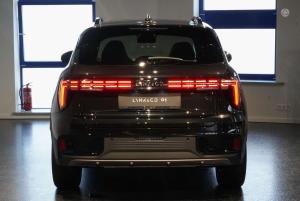 Black Lynk & Co 01 2026 in Vilnius, with an engine capacity of 1.50 L and mileage of 10 thousand km for 33200 €, photo 7 on AUTOMOTO.COM.LV