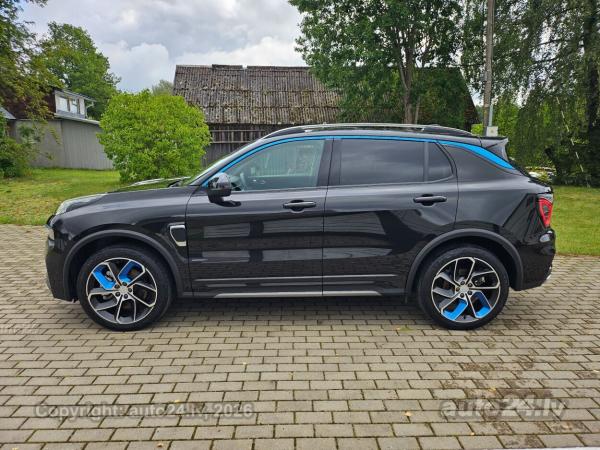Black Lynk & Co 01 2022 in Tallinn, with an engine capacity of 1.50 L and mileage of 77 thousand km for 24990 €, photo 3 on AUTOMOTO.COM.LV