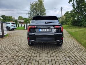 Black Lynk & Co 01 2022 in Tallinn, with an engine capacity of 1.50 L and mileage of 77 thousand km for 24990 €, photo 8 on AUTOMOTO.COM.LV