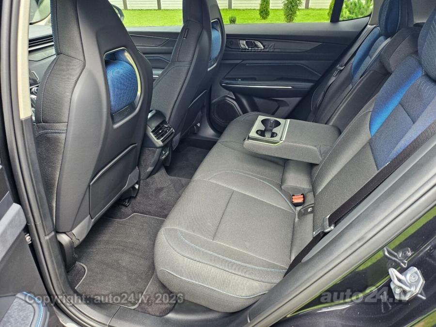 Black Lynk & Co 01 2022 in Tallinn, with an engine capacity of 1.50 L and mileage of 77 thousand km for 24990 €, photo 17 on AUTOMOTO.COM.LV