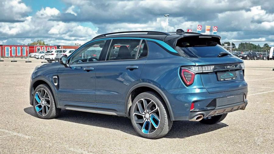 Zils Lynk & Co 01 2022 Viļņa, ar dzinēja tilpumu 1.48 L un nobraukumu 132 tūkst. km par 17990 €, foto 14 vietnē AUTOMOTO.COM.LV