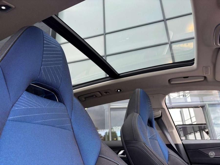 Blue Lynk & Co 01 2025 in Vilnius, with an engine capacity of 1.48 L and mileage of 58 thousand km for 24900 €, photo 13 on AUTOMOTO.COM.LV