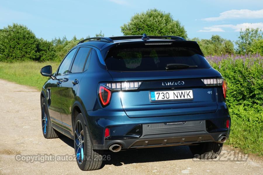 Zils Lynk & Co 01 2022 Tallina, ar dzinēja tilpumu 1.50 L un nobraukumu 89 tūkst. km par 24500 €, foto 4 vietnē AUTOMOTO.COM.LV