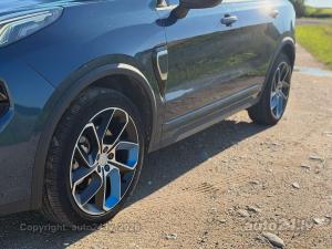 Zils Lynk & Co 01 2022 Tallina, ar dzinēja tilpumu 1.50 L un nobraukumu 89 tūkst. km par 24500 €, foto 6 vietnē AUTOMOTO.COM.LV