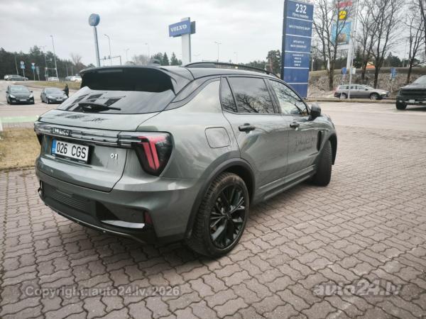 Lynk & Co 01 2025 Tallina, ar dzinēja tilpumu 1.50 L un nobraukumu 13 tūkst. km par 35900 €, foto 4 vietnē AUTOMOTO.COM.LV