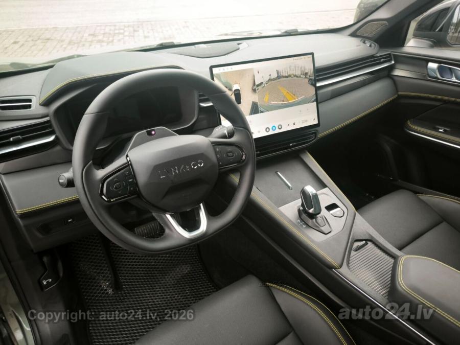 Lynk & Co 01 2025 Tallina, ar dzinēja tilpumu 1.50 L un nobraukumu 13 tūkst. km par 35900 €, foto 16 vietnē AUTOMOTO.COM.LV