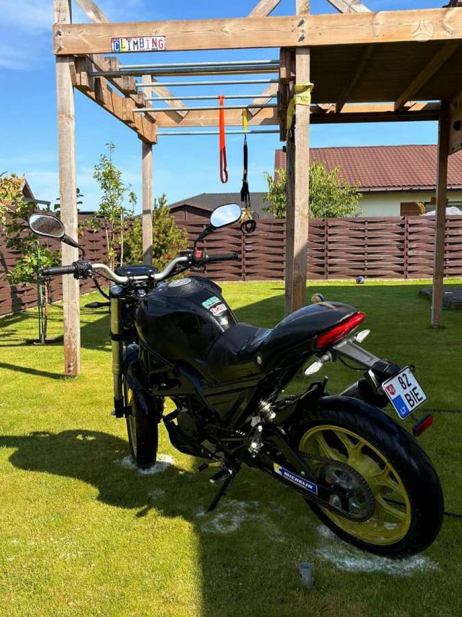 Melns Magpower Bombers 2023 Klaipėda, ar dzinēja tilpumu 50.00 L un nobraukumu 9 tūkst. km par 1299 €, foto 10 vietnē AUTOMOTO.COM.LV