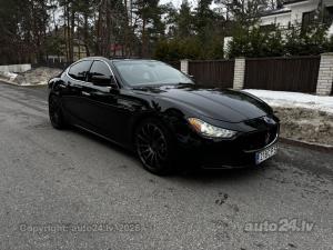 Black Maserati Ghibli 2014 in Tallinn, with an engine capacity of 3.00 L and mileage of 90 thousand km for 25900 €, photo 4 on AUTOMOTO.COM.LV