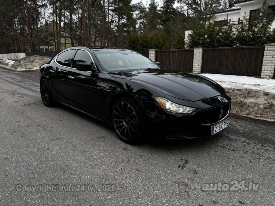 Black Maserati Ghibli 2014 in Tallinn, with an engine capacity of 3.00 L and mileage of 90 thousand km for 25900 €, photo 4 on AUTOMOTO.COM.LV