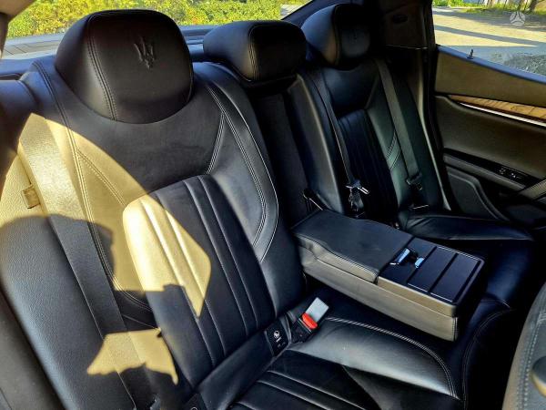 Melns Maserati Ghibli 2015 Viļņa, ar dzinēja tilpumu 2.99 L un nobraukumu 256 tūkst. km par 11999 €, foto 8 vietnē AUTOMOTO.COM.LV